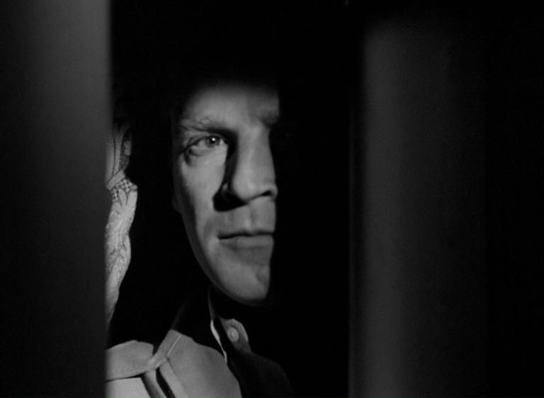 Film Noir Lighting: Black and White Cinematography - Filmmakers Academy